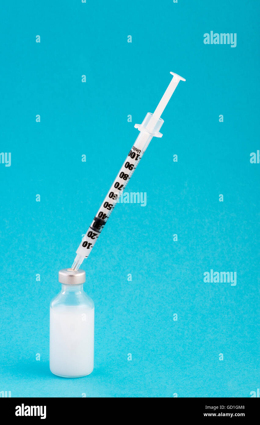 Insulin bottle hi-res stock photography and images - Alamy