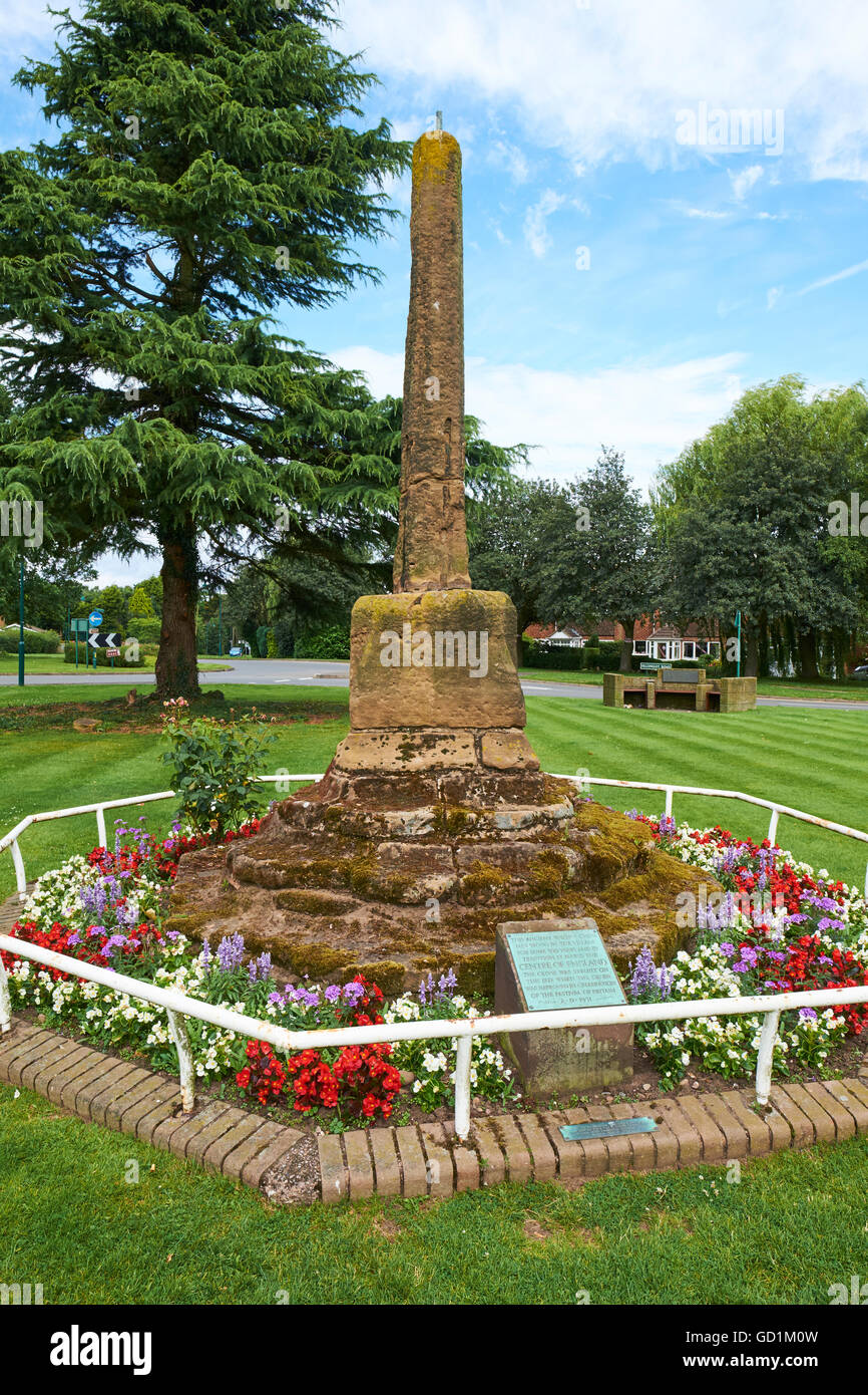 Centre england cross meriden west hi-res stock photography and images ...