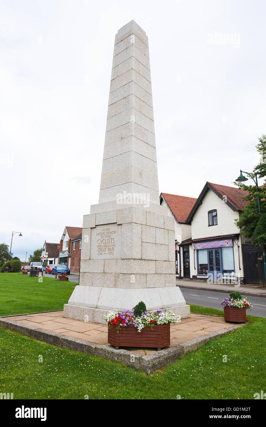 Cyclists war memorial meriden hi-res stock photography and images - Alamy