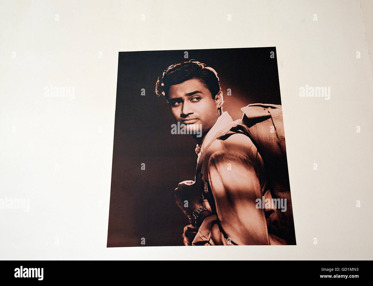 Bollywood actors hi-res stock photography and images - Alamy