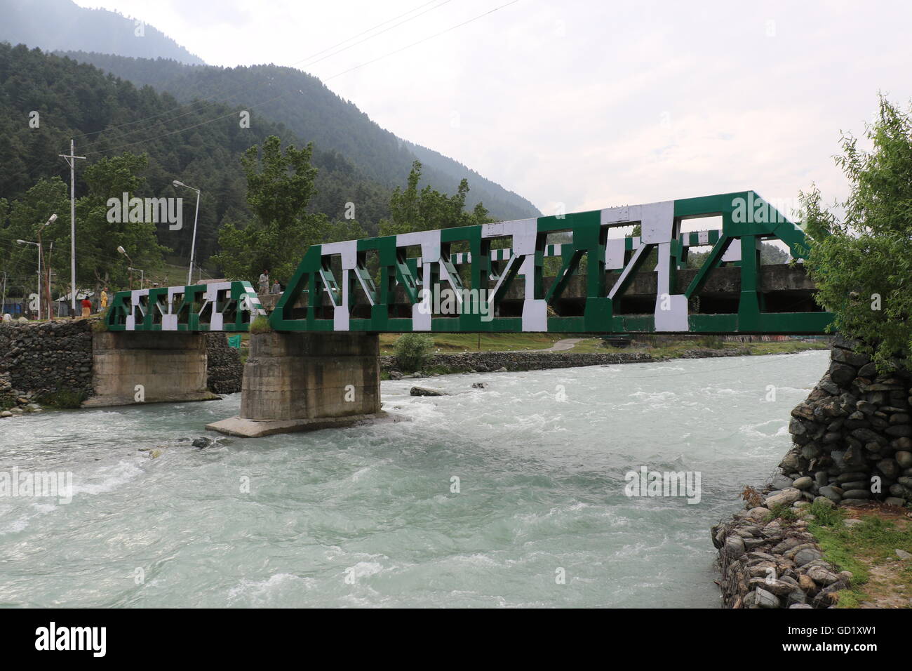 Lidder river Pahalgam, Jammu & Kashmir Stock Photo - Alamy