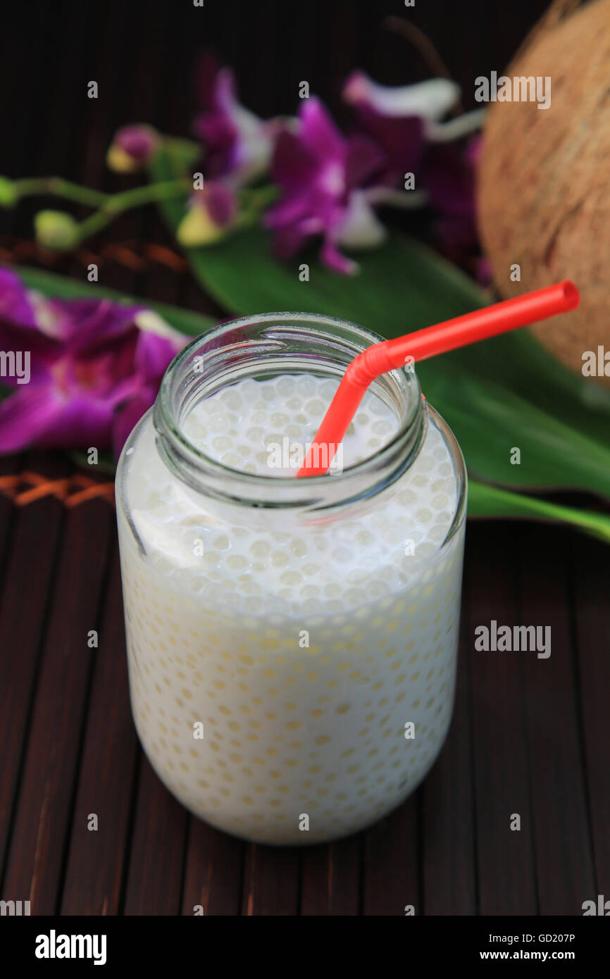 Coconut milk with tapioca Stock Photo - Alamy