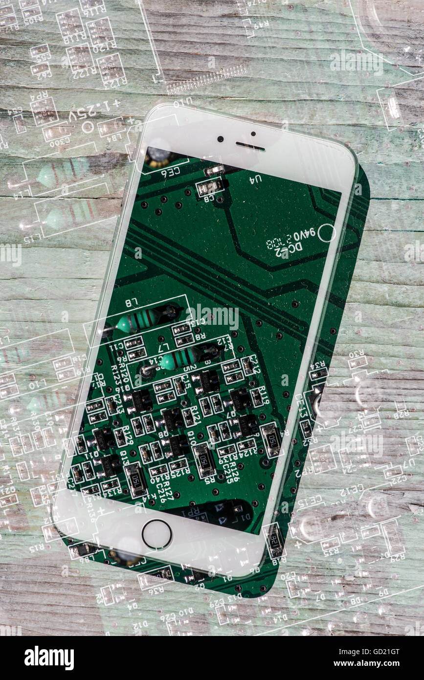 Mobile phone motherboard hi-res stock photography and images - Alamy