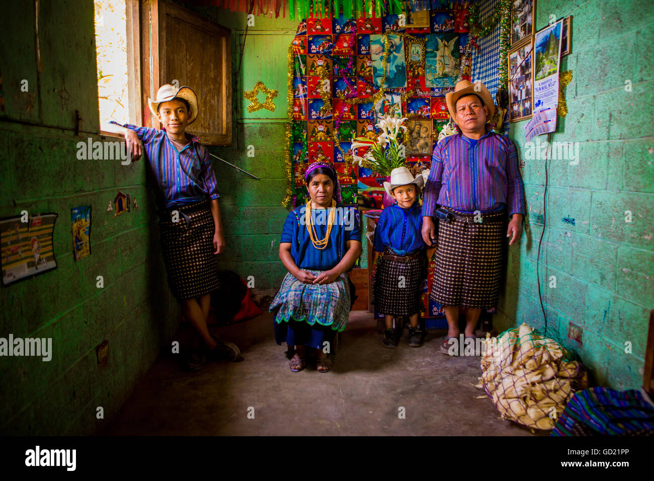 Mayan family portrait, Lake Atitlan, Guatemala, Central America Stock ...