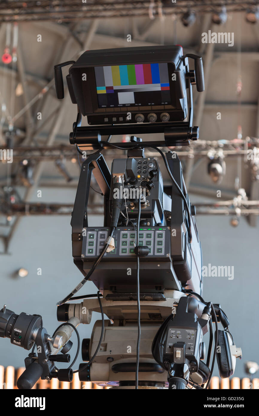 Digital broadcasting conference hi-res stock photography and images - Alamy