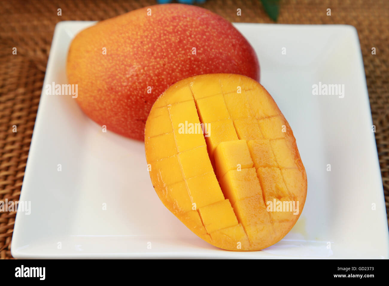 Mango cross section hi-res stock photography and images - Alamy