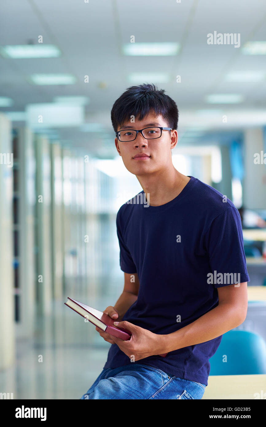Happy chinese man portrait hi-res stock photography and images - Alamy