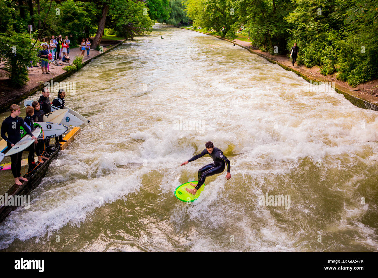 Endless wave munich hi-res stock photography and images - Alamy