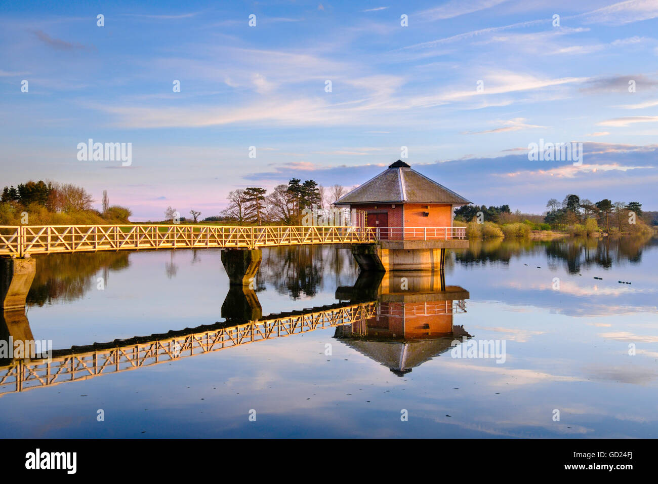 Draw off tower hi-res stock photography and images - Alamy