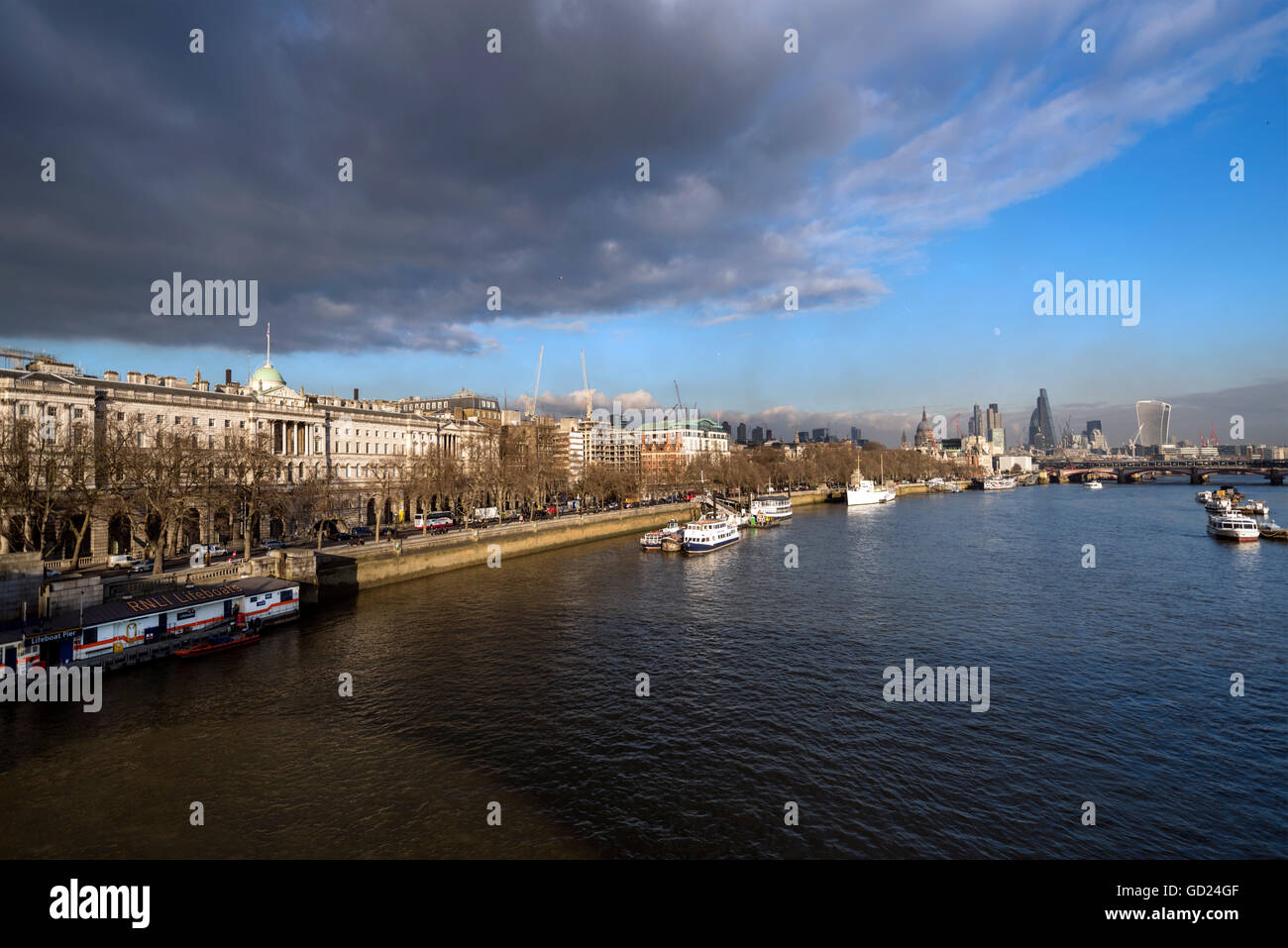 The River Thames looking East from Waterloo Bridge, London, England ...