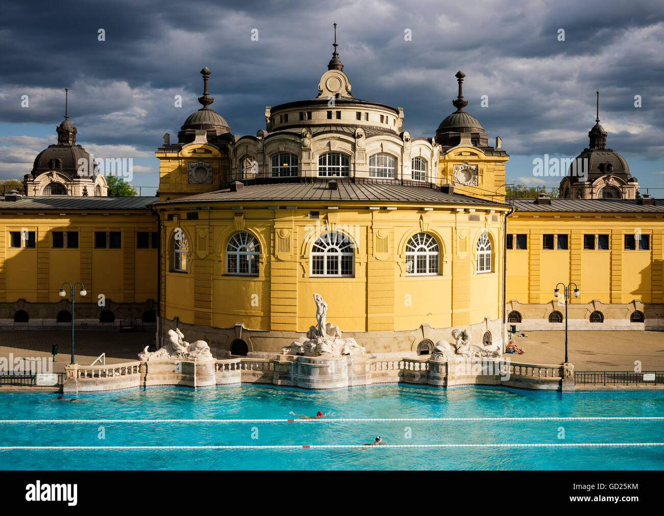 Thermal baths hi-res stock photography and images - Alamy