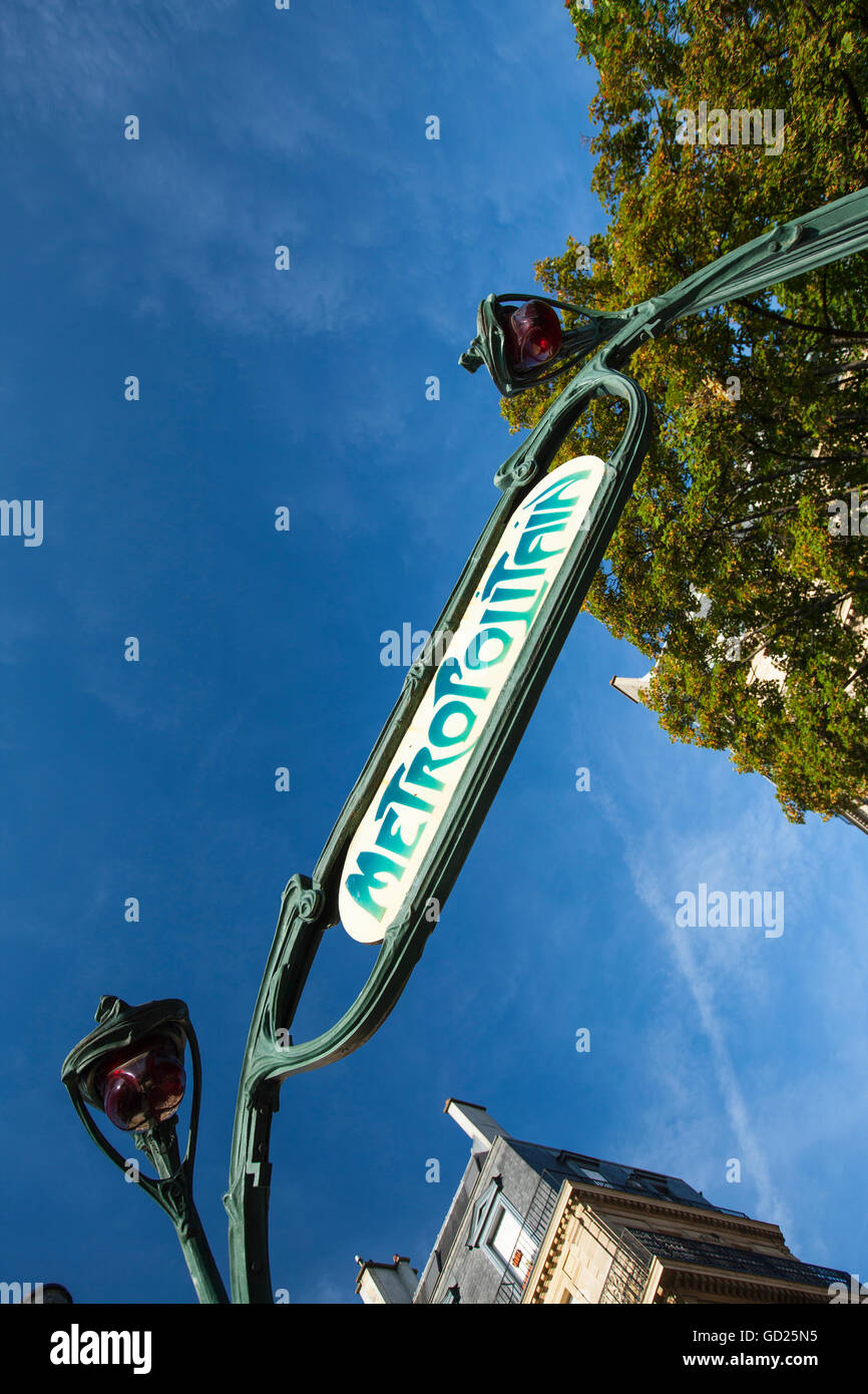 Europe metro hi-res stock photography and images - Alamy