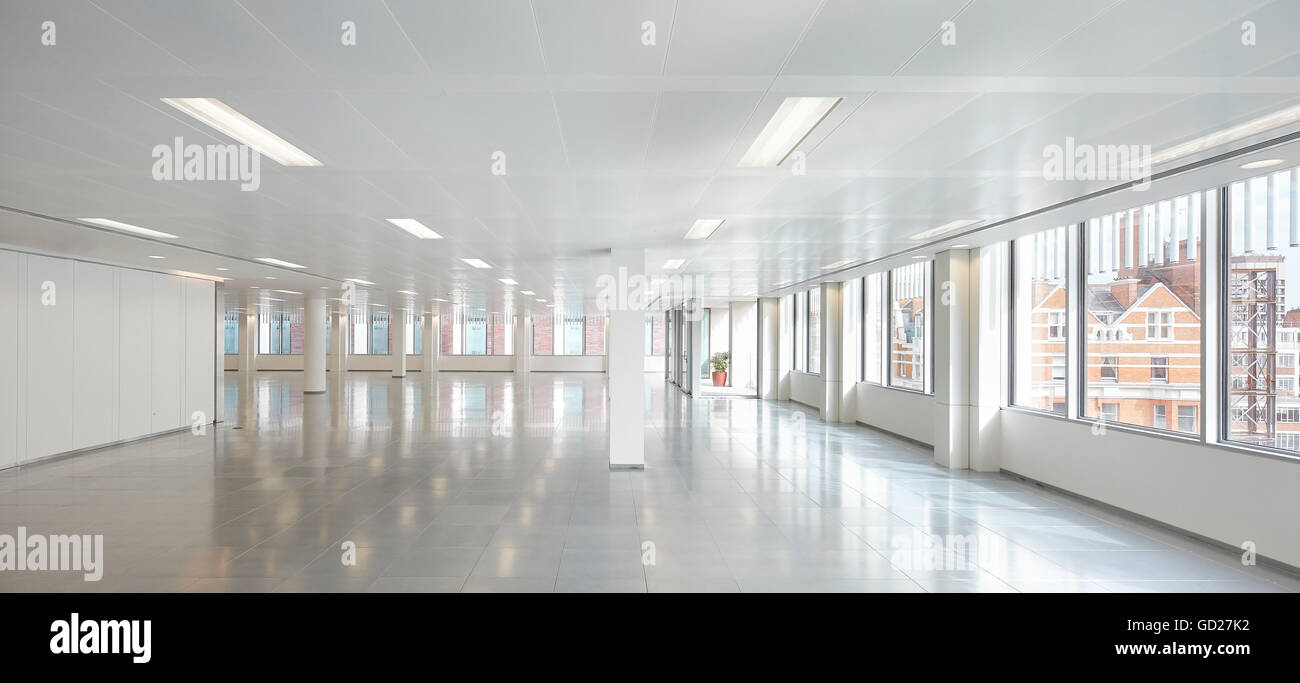 Unfurnished open plan floor plate. Fitzroy Place, London, United ...