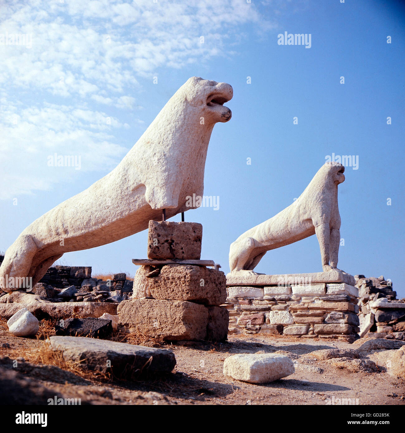 fine arts, ancient world, Greece, sculpture, two female lion as ...