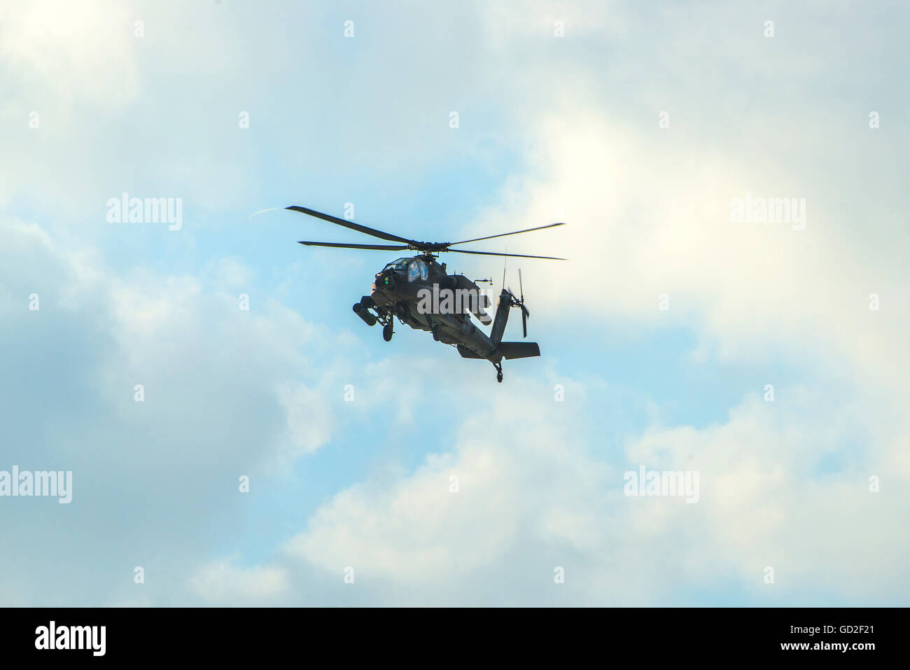 Apache helicopter rotor blades hi-res stock photography and images - Alamy