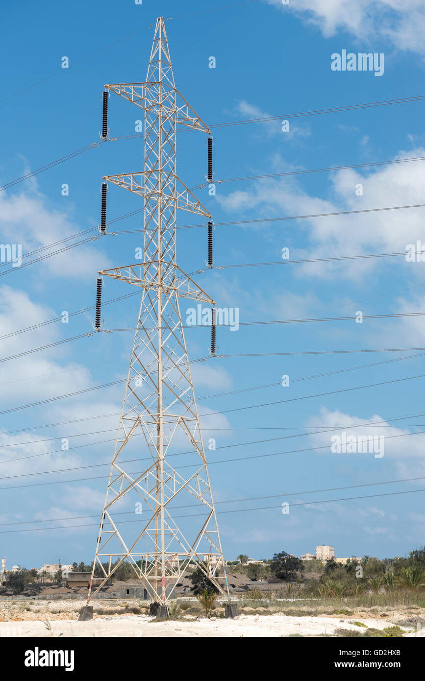 Electrical transmission tower hi-res stock photography and images - Alamy