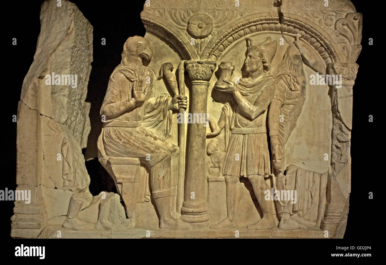 Sepulchral hi-res stock photography and images - Alamy