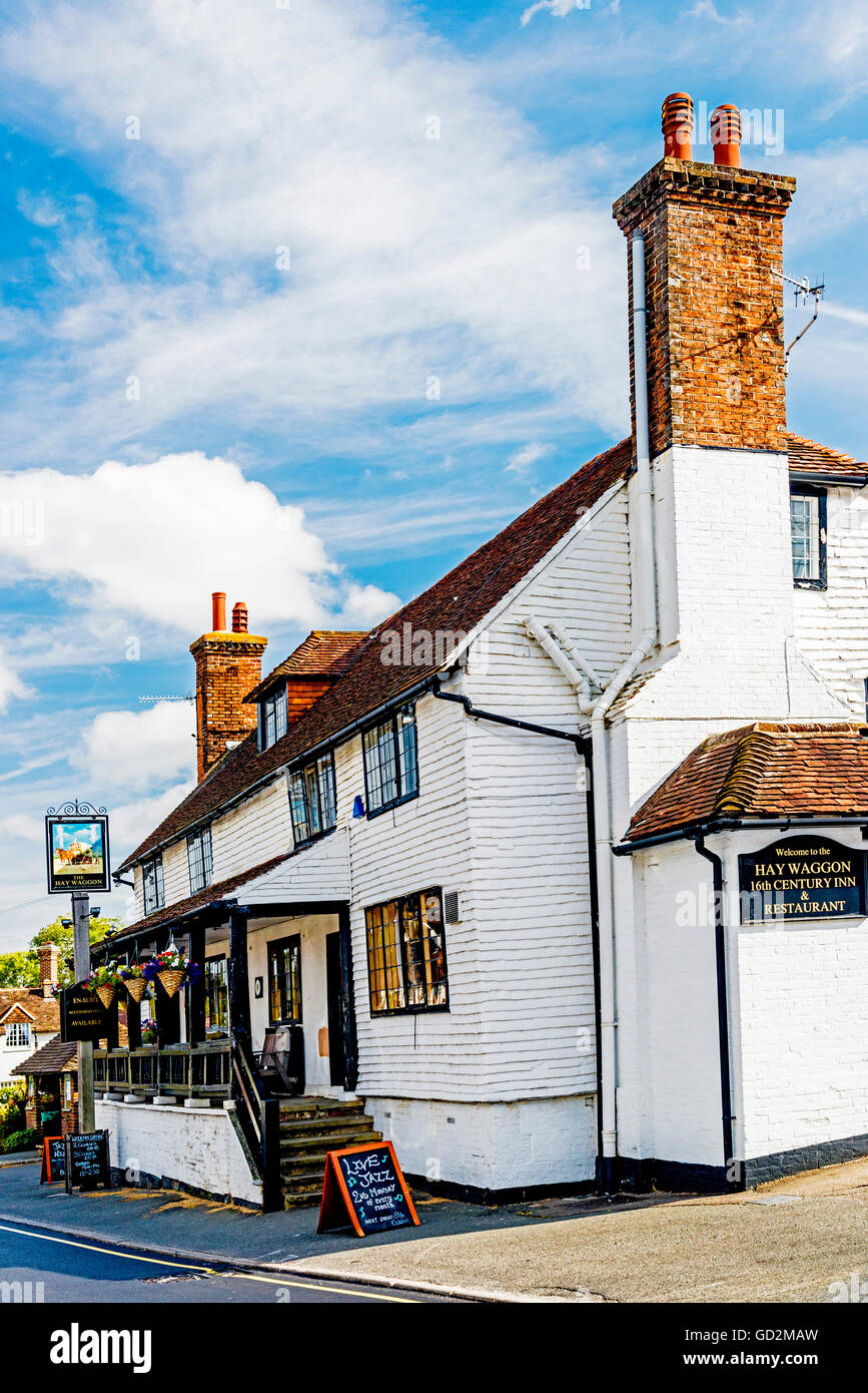 Pub hartfield sussex england hi-res stock photography and images - Alamy