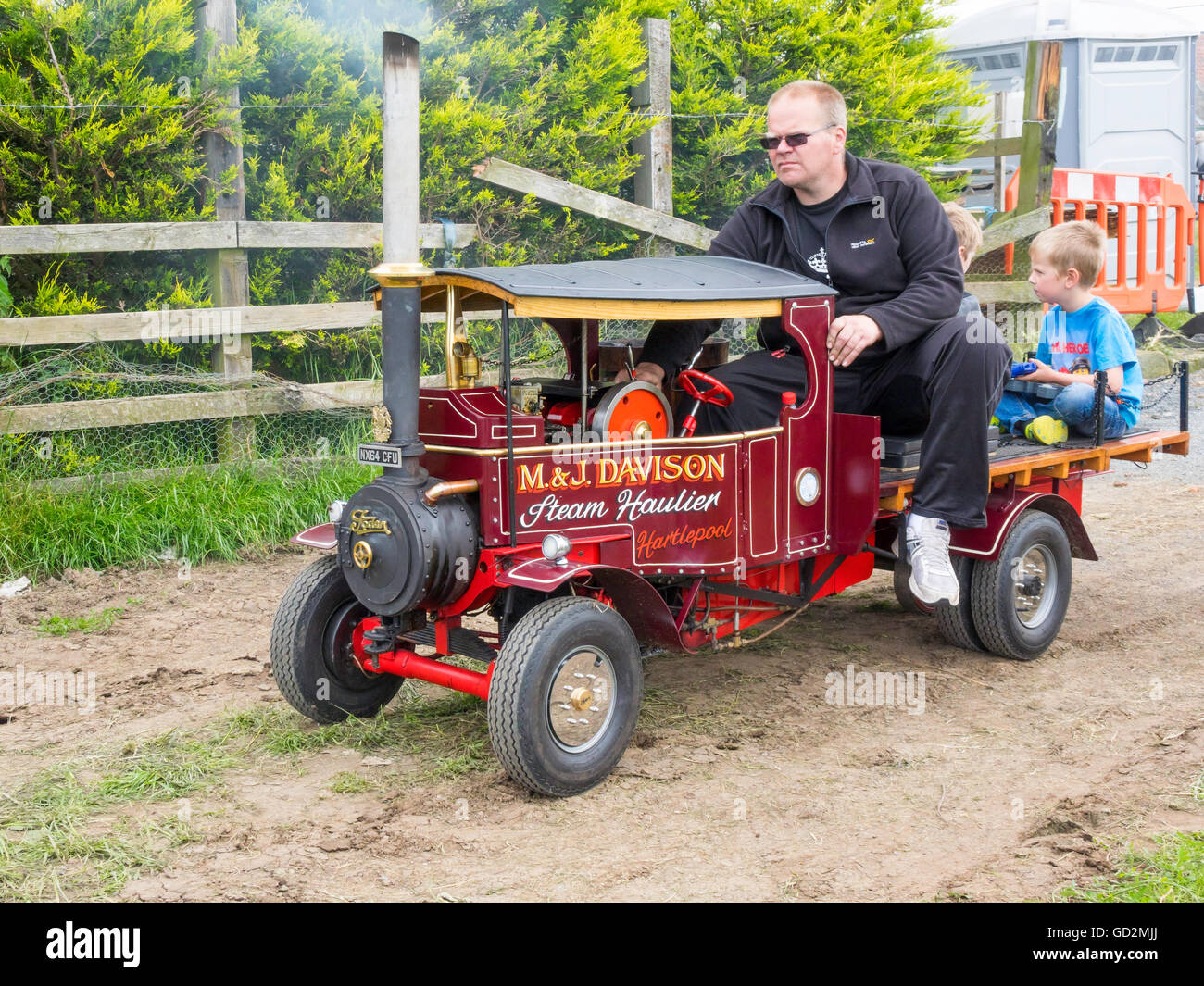 Foden truck hi-res stock photography and images - Alamy