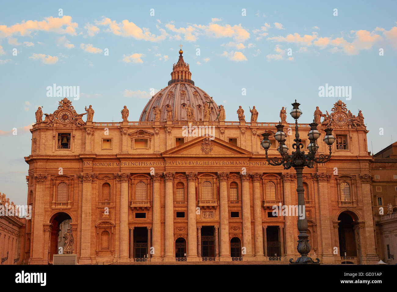 Italian renaissance columns hi-res stock photography and images - Alamy