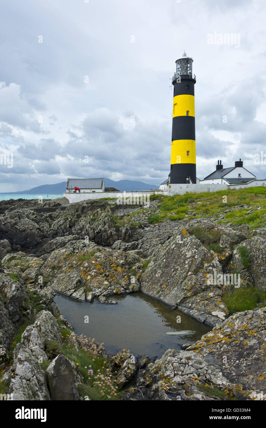 Yellow And Black Lighthouse Stock Photos & Yellow And Black Lighthouse ...