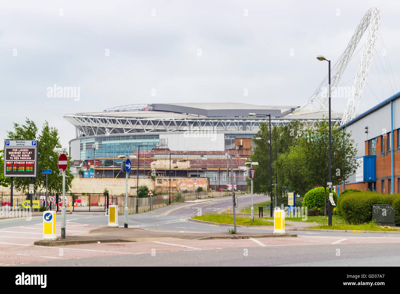 Wembley Stadium Outside Football High Resolution Stock Photography and ...
