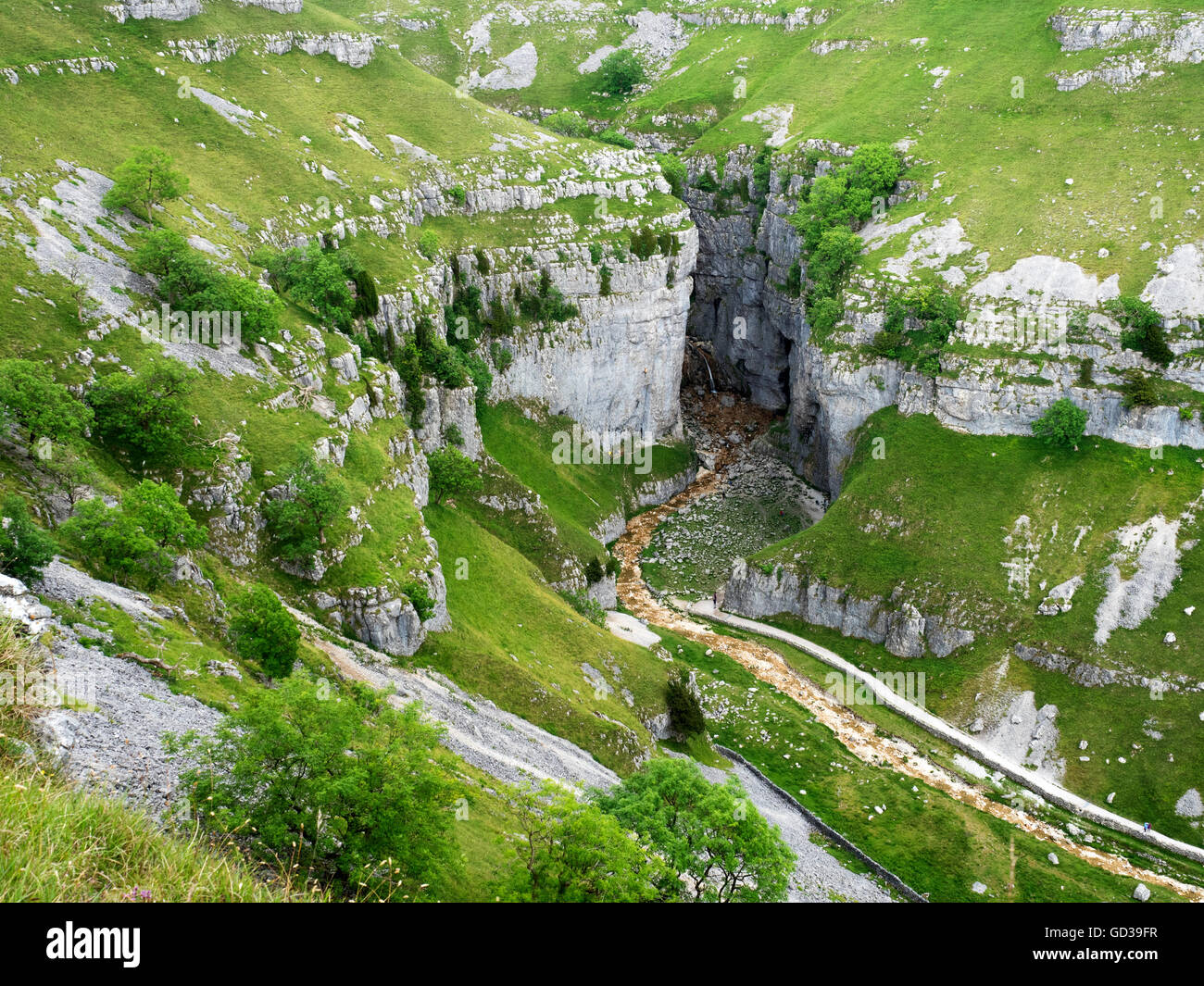 Gordale Scar Limestone Gorge near Malham Yorkshire Dales England Stock ...