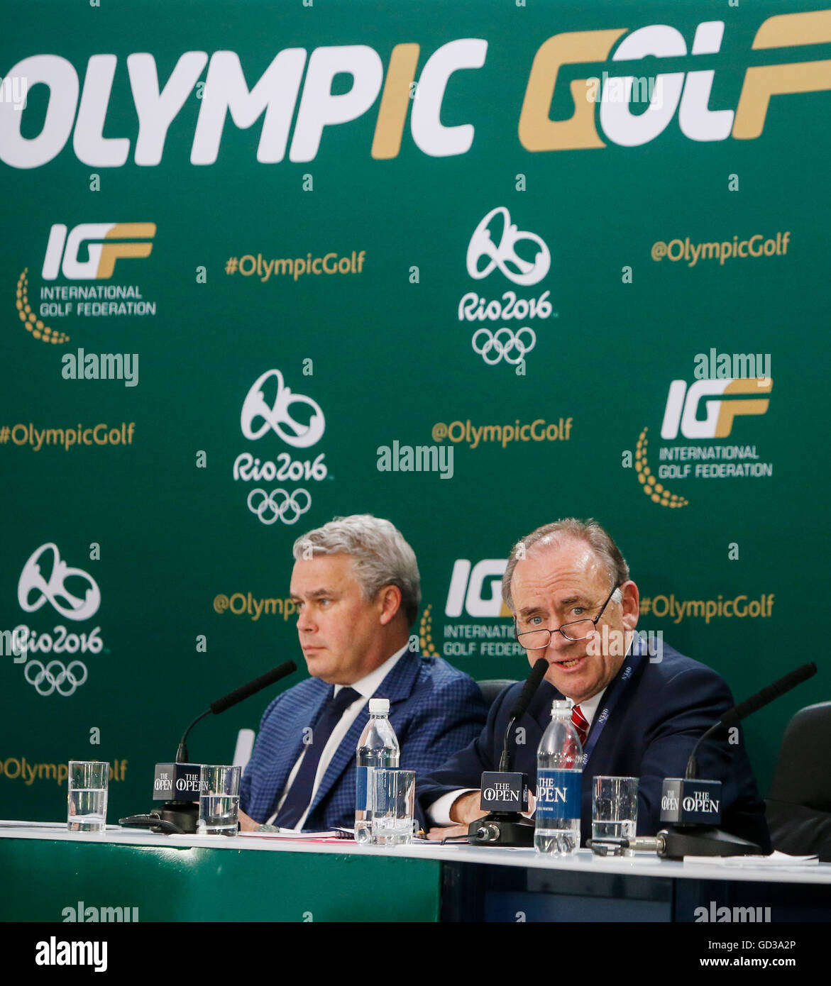 Ty Votaw (left) Vice President of the International Golf Federation ...