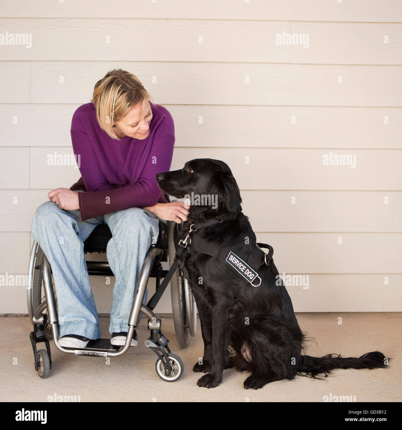 Mature woman and dog hi-res stock photography and images - Alamy