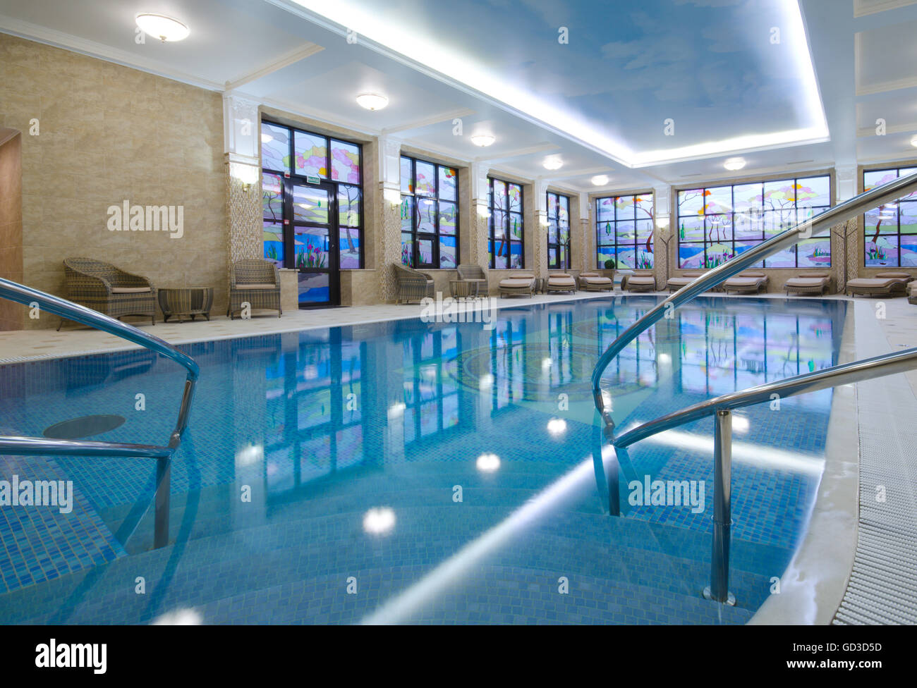pool in the spa salon Stock Photo - Alamy