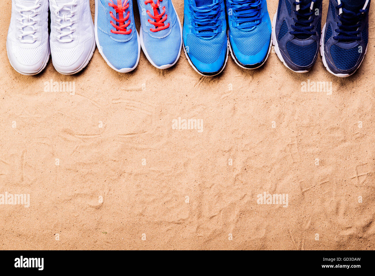 Row of shoes hi-res stock photography and images - Alamy