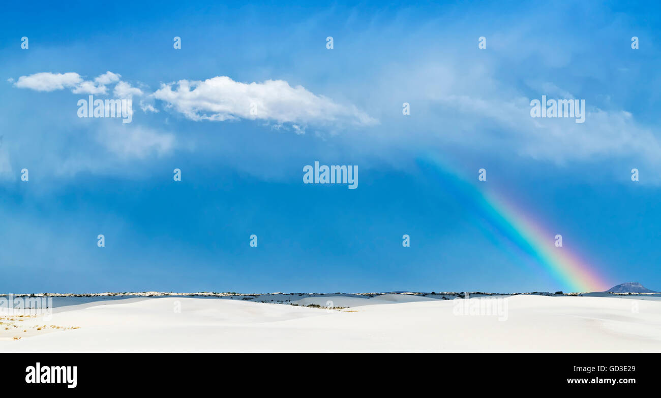 Rain clouds and sand dune hi-res stock photography and images - Alamy