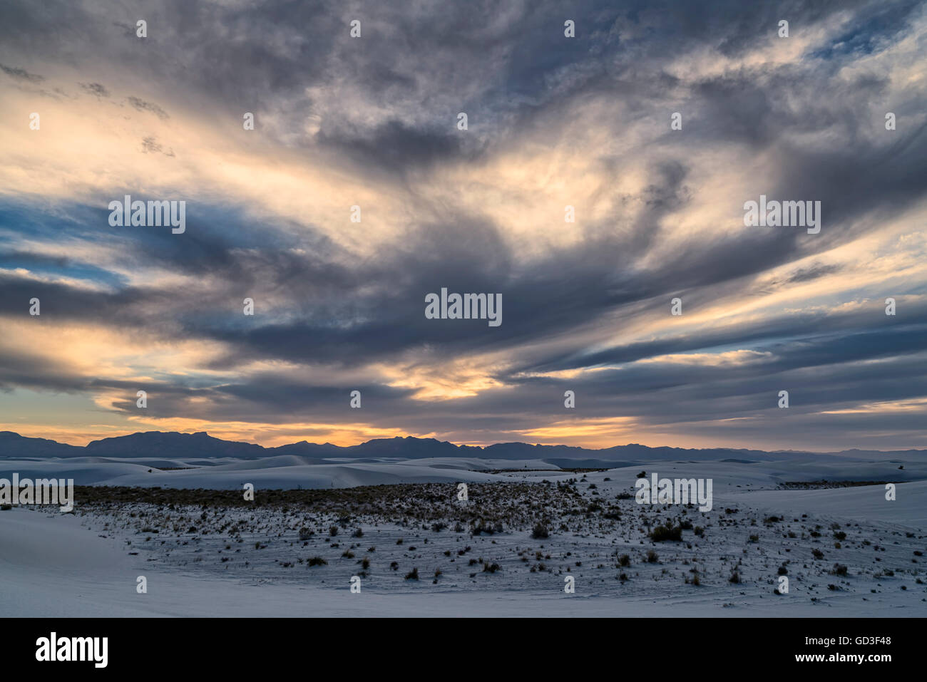 Desert at dusk Stock Photo - Alamy