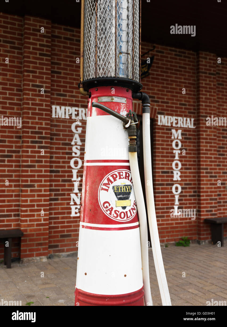 Vintage Gas Pump High Resolution Stock Photography and Images - Alamy