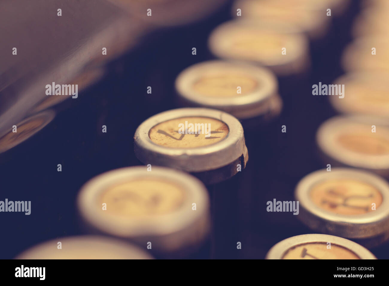 Vintage keyboard hi-res stock photography and images - Alamy