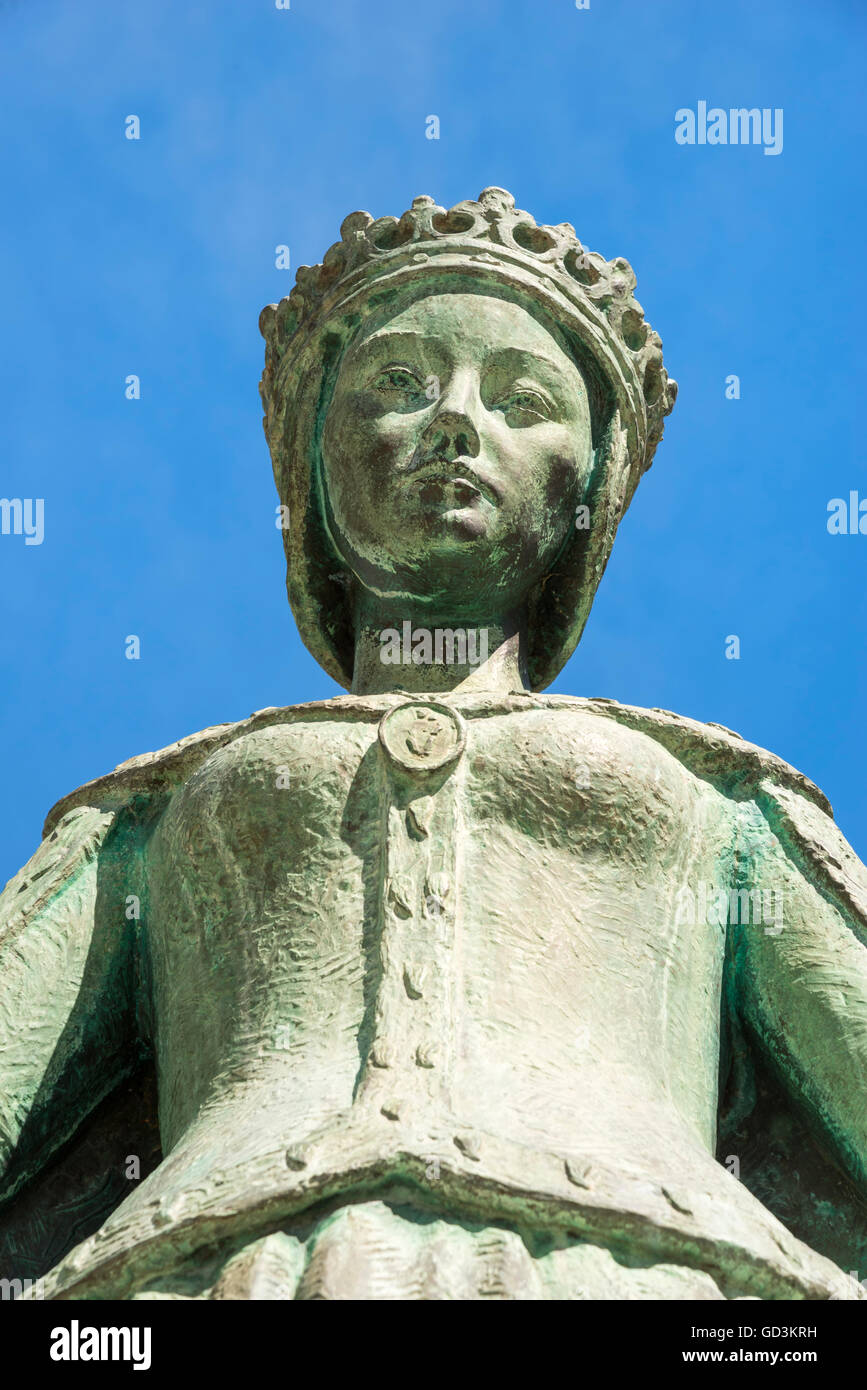 Queen Dona Leonor Statue, Beja. Alentejo, Portugal Stock Photo - Alamy