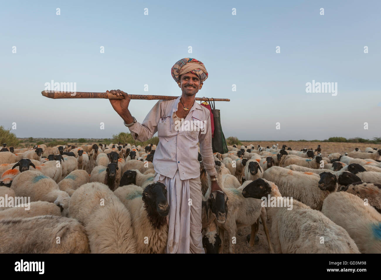 Kutch hi-res stock photography and images - Alamy
