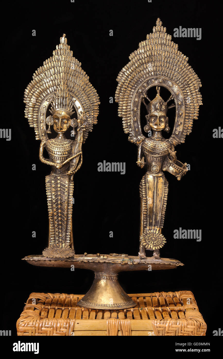 Metal human figure, bastar, chhattisgarh, india, asia Stock Photo - Alamy