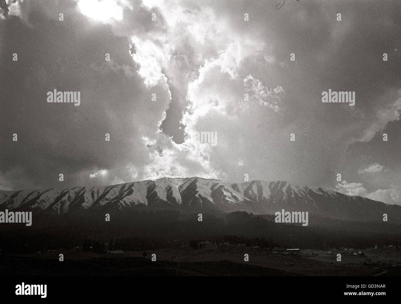 Pir panchal range hi-res stock photography and images - Alamy