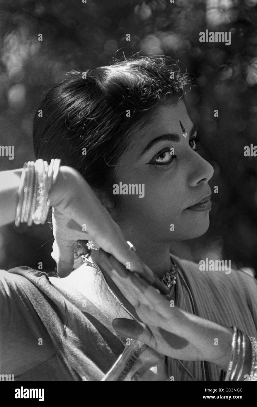 Hands dance Black and White Stock Photos & Images - Alamy