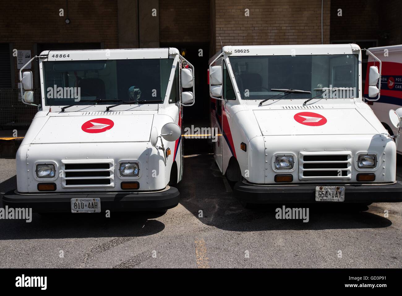 Canada post letter carrier hi-res stock photography and images - Alamy
