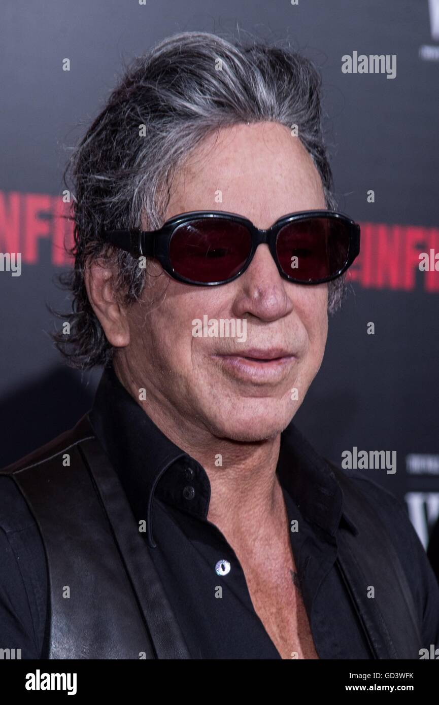 Mickey rourke 2016 hi-res stock photography and images - Alamy