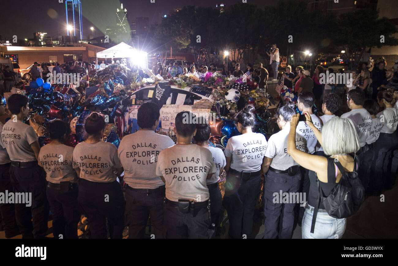 Police explorers hi-res stock photography and images - Alamy