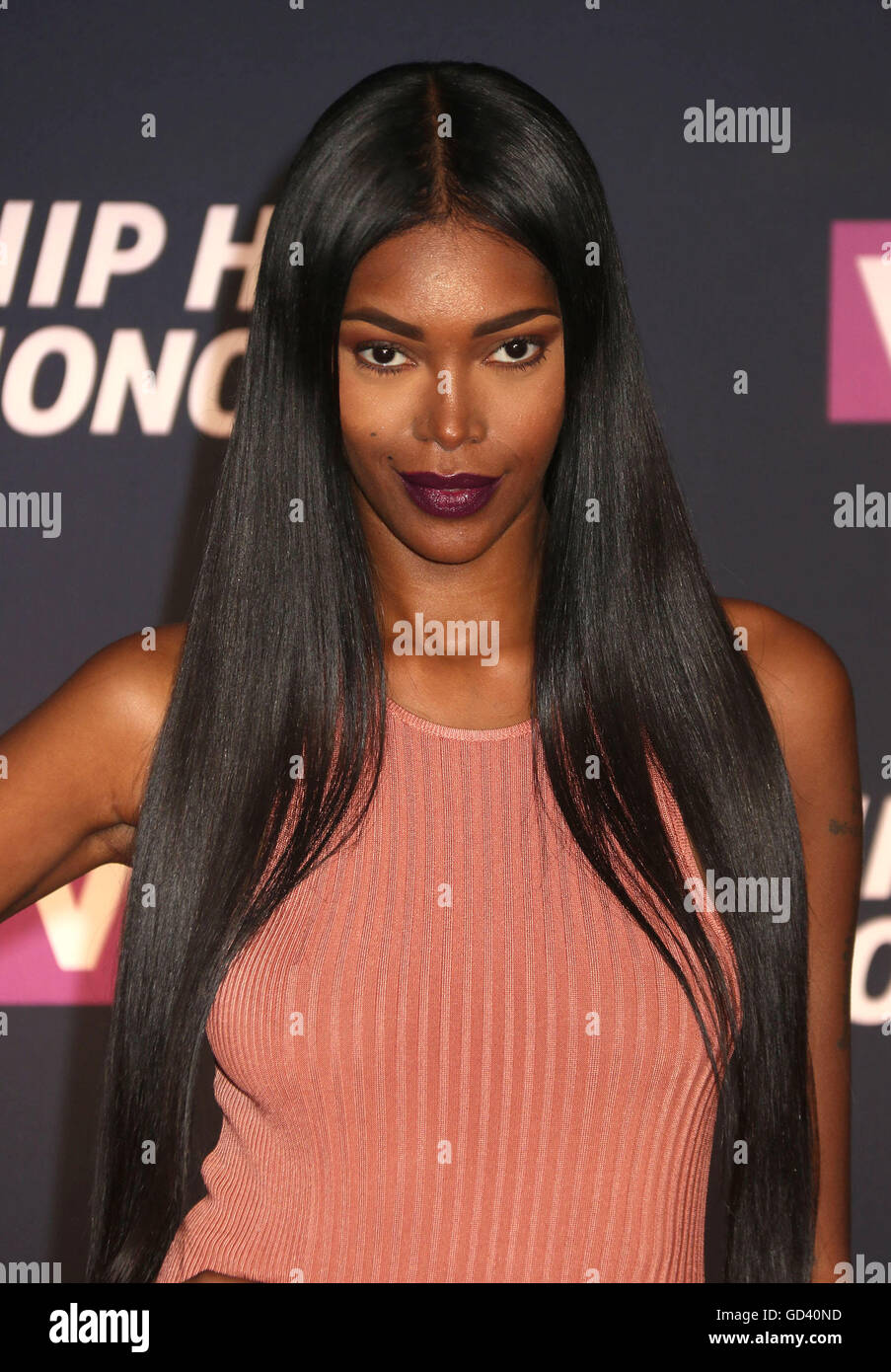 Jessica white vh1 hip hop honors hi-res stock photography and images ...