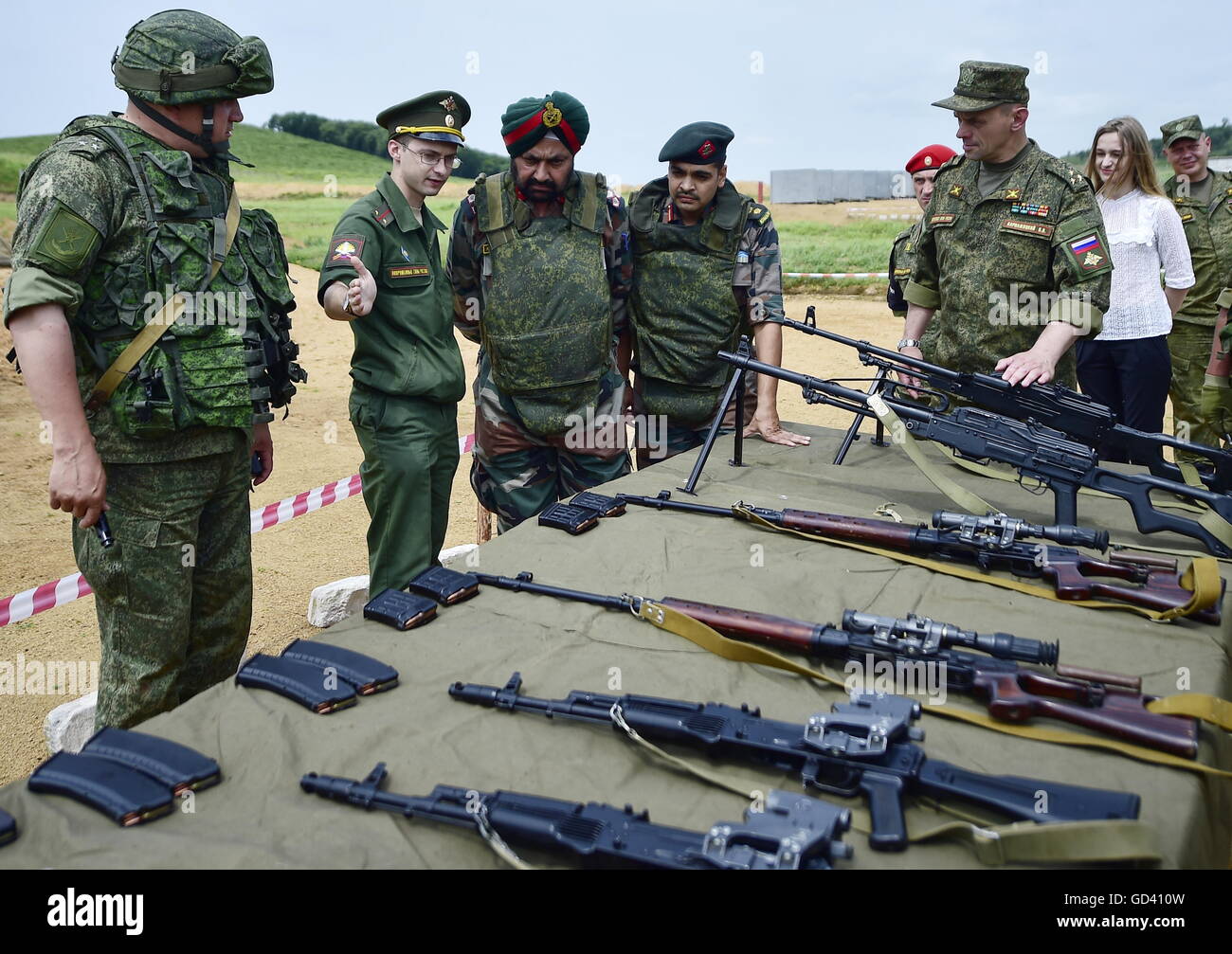 Indian Army Weapons High Resolution Stock Photography and Images - Alamy