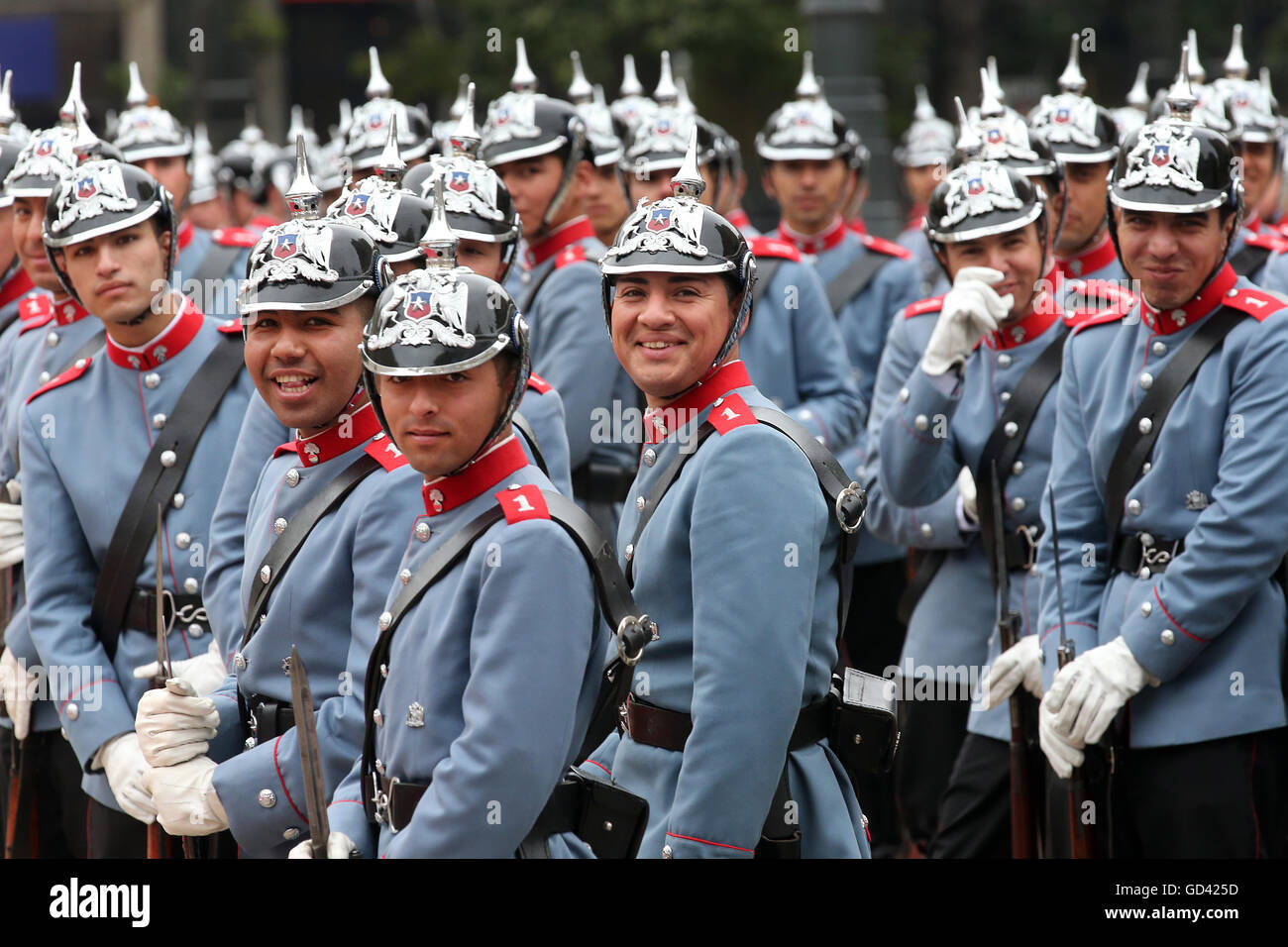 Santiago de Chile, Chile. 12th July, 2016. Soldiers of the Chilenian ...