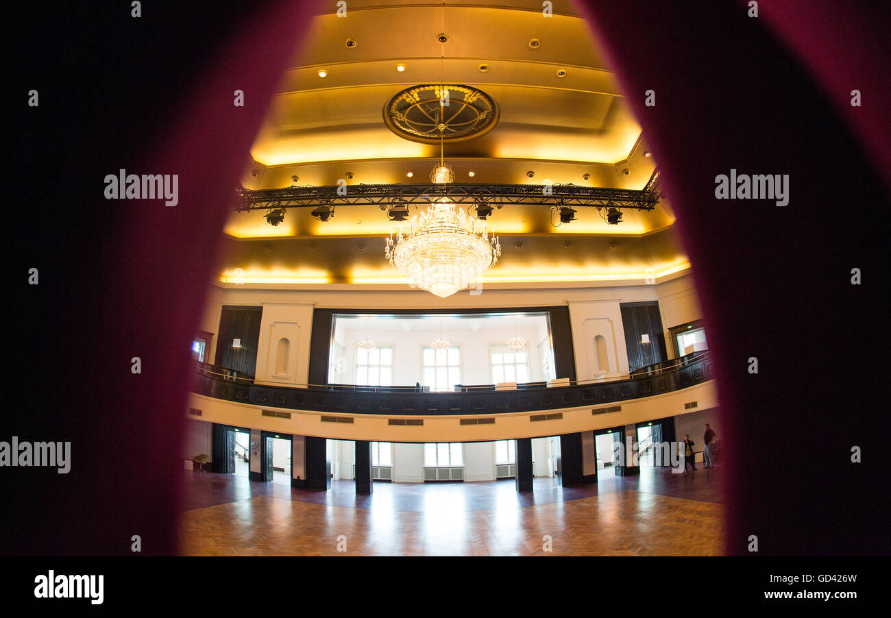 Hamburg, Germany. 6th Apr, 2016. The ball room at the Curio-Haus in ...