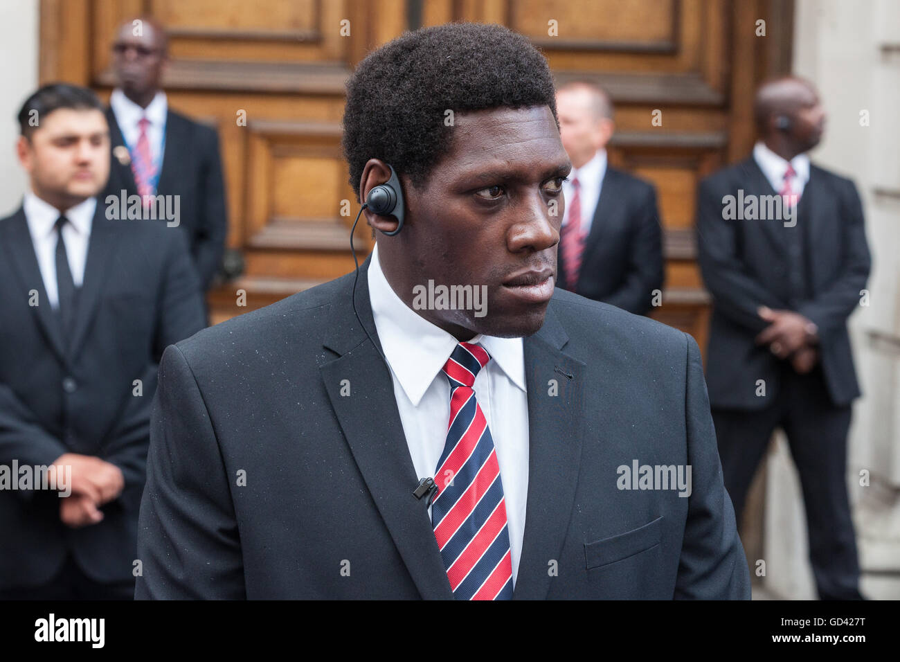 Bouncers outside hi-res stock photography and images - Alamy