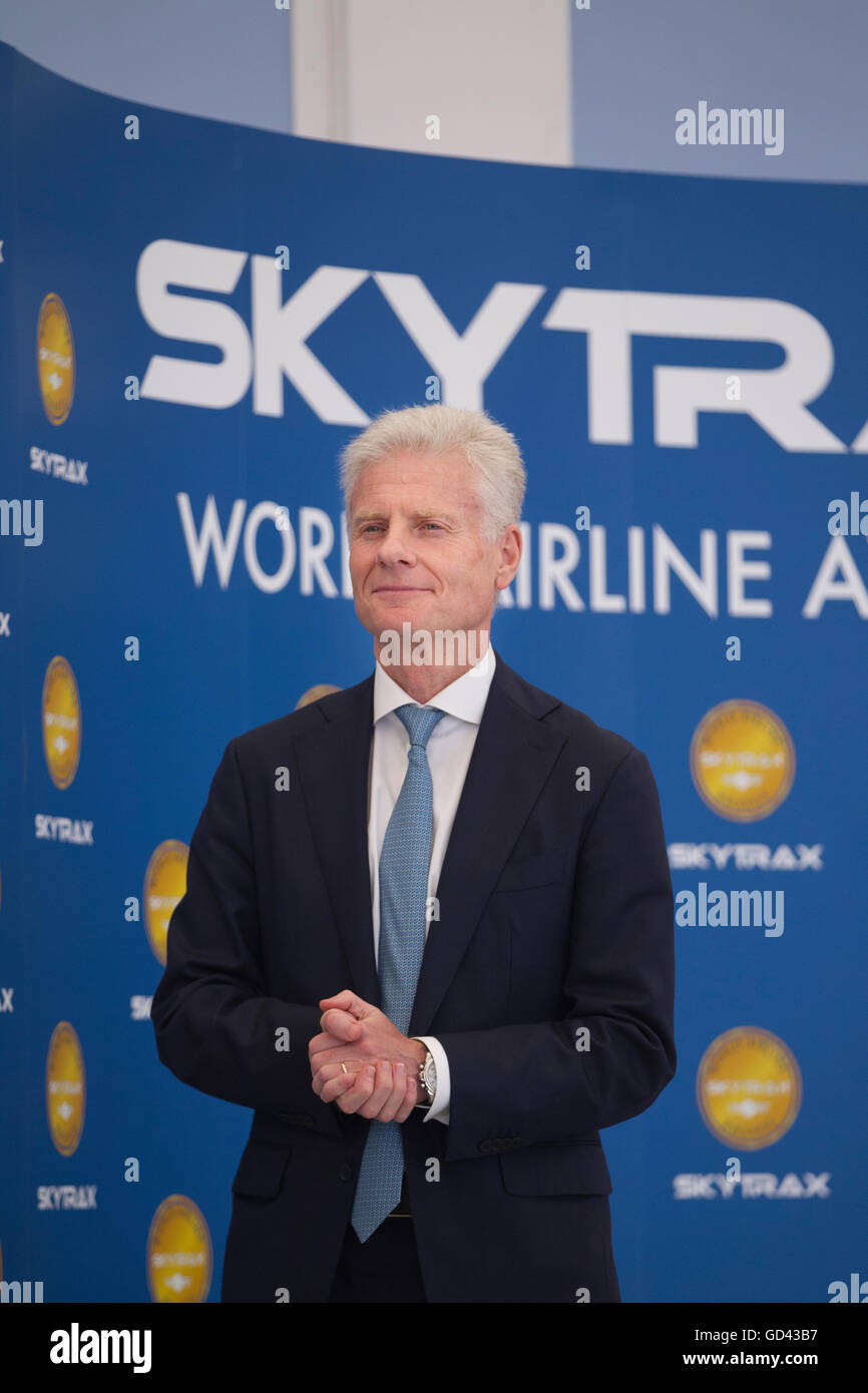 Paul deighton heathrow hi-res stock photography and images - Alamy