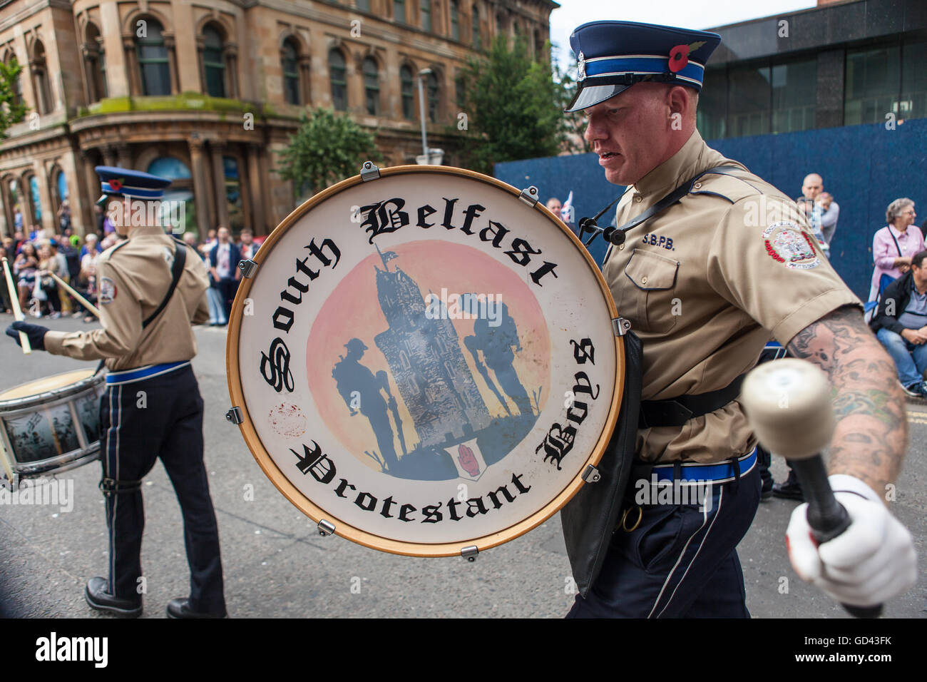 Belfast, UK. 12th July 2016. Lambeg drummer from South Belfast ...